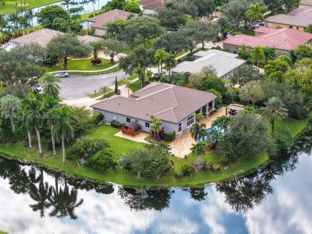 12995 SW 40 St, Davie, FL 33330 | MLS #A11914 | Compass