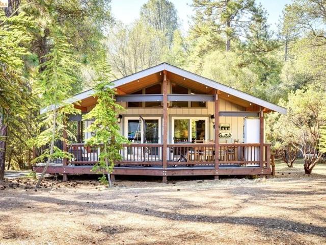 12998 Jackson Mill Dr, Groveland, CA 95321