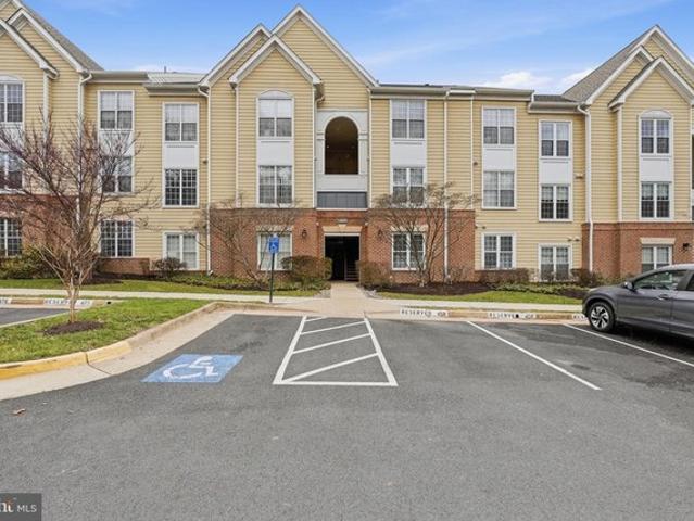 12903 Alton Sq Apt 202, Herndon, VA 20170