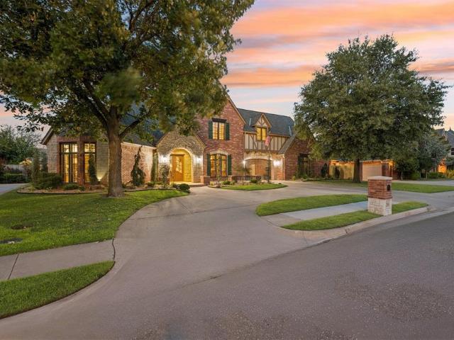 12900 Lorien Way