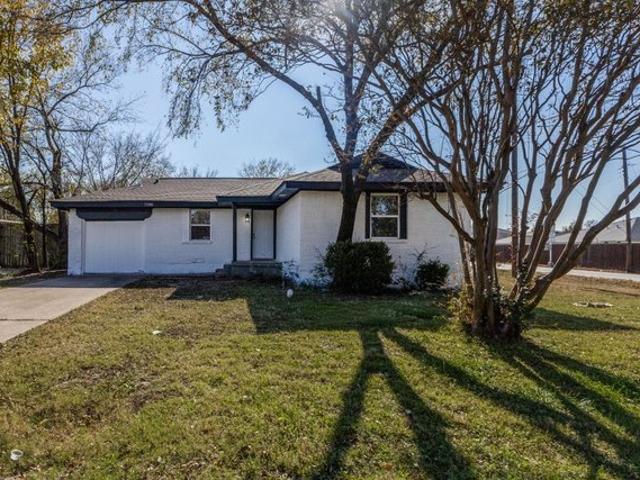 12900 Quail Dr, Balch Springs, TX 75180