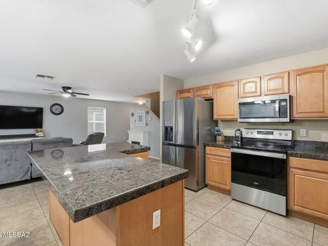 12902 N Pocatella Dr, Marana, AZ 85653