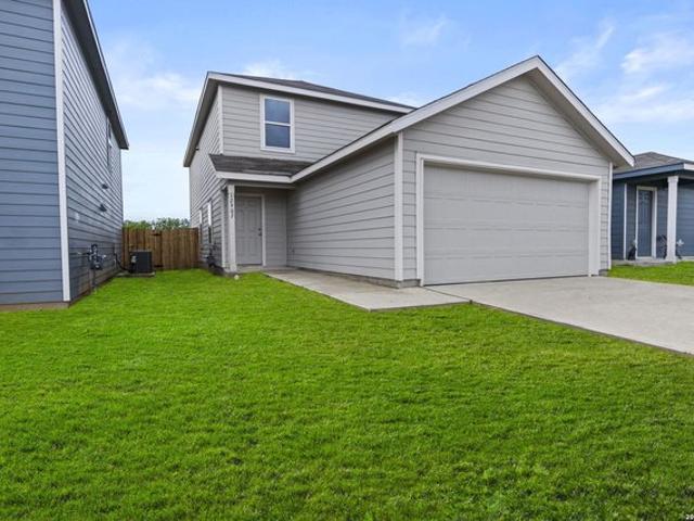 12907 Kathleen St, Saint Hedwig, TX 78152