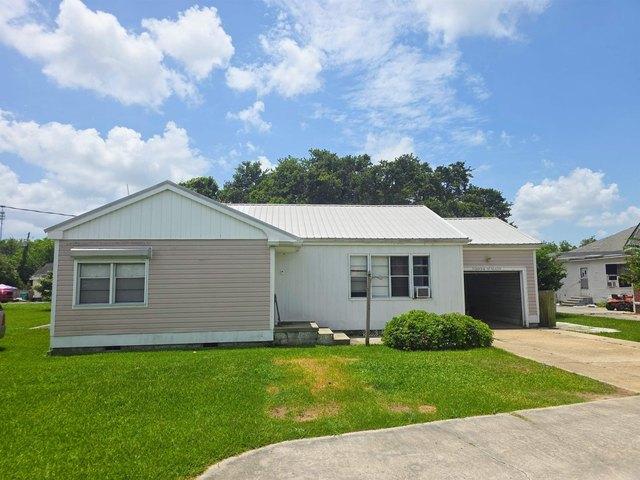 12904 W Main St, Larose, LA 70373