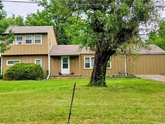 12904 E 62nd St, Kansas City, MO 64133