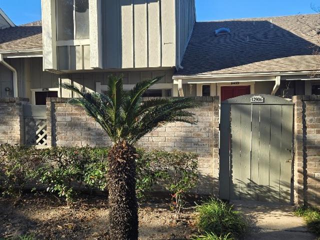 12906 Leader St, Unit 2906, Houston, TX 77072 | MLS #33911 | Compass