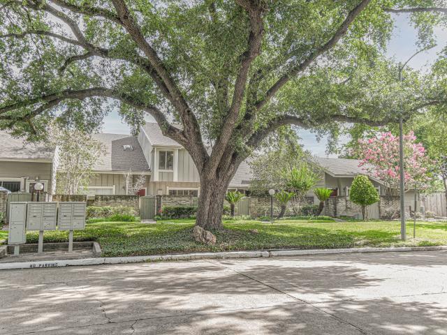 12906 Leader Street 2906