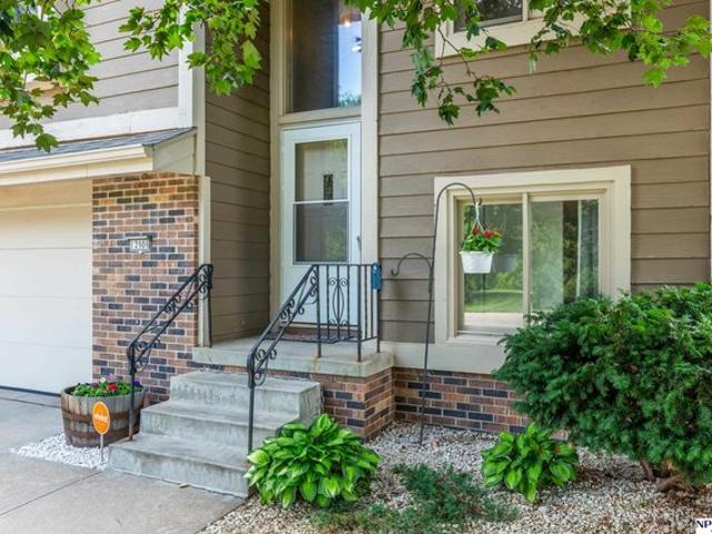 12906 S 28th Ave, Bellevue, NE 68123