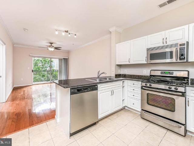 12909 Centre Park Circle # 306