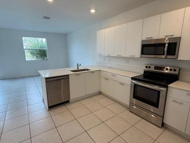 12909 NW 23rd Pl, Miami Shores, FL 33167