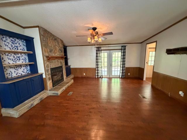 1290 Bacon Creek Road