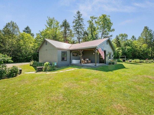 1290 Beaver Meadow Rd, Roxbury, VT 05669
