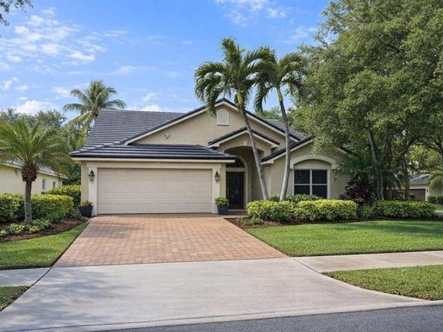 1290 Delray Lakes Dr, Delray Beach, FL 33444