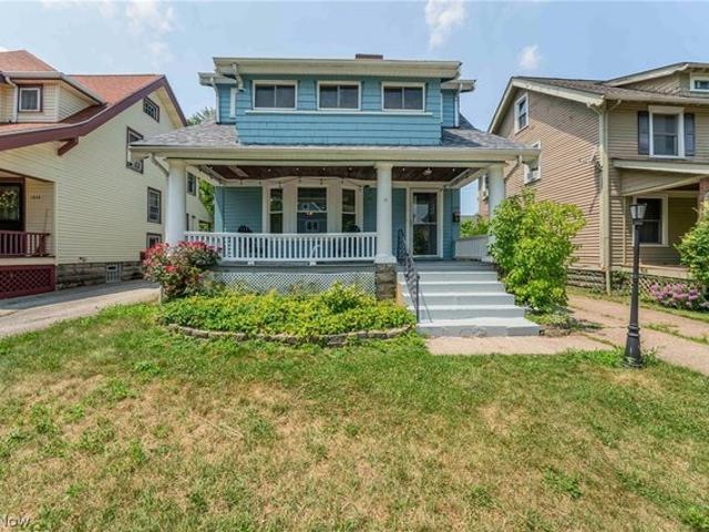 1290 Jackson Ave, Lakewood, OH 44107