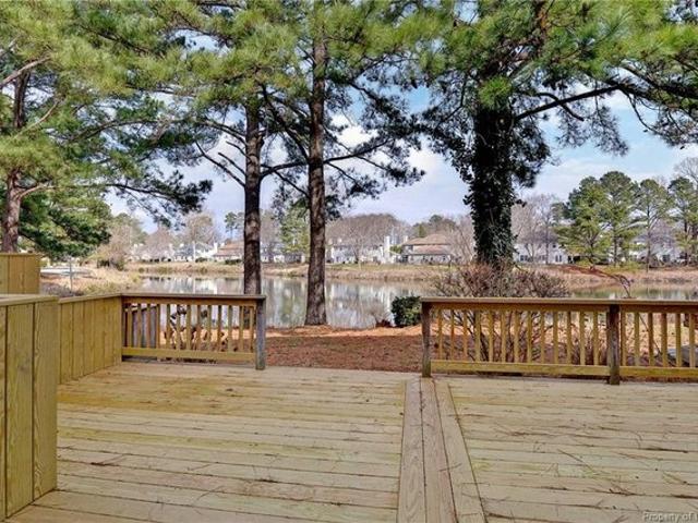 1290 Lake Dr, Newport News, VA 23602