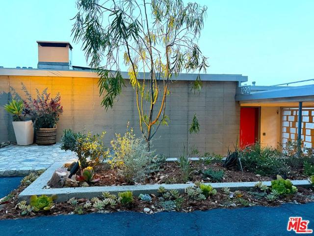 1290 Rancheros Road