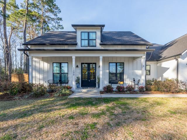 1290 Tallow Circle
