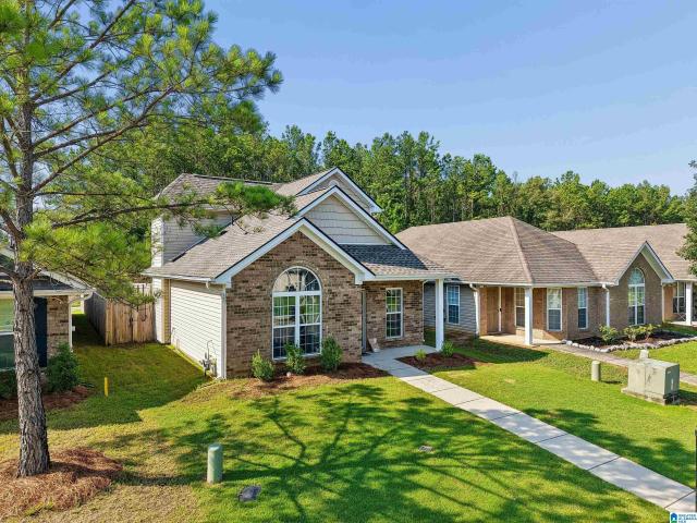 1290 Village Trail