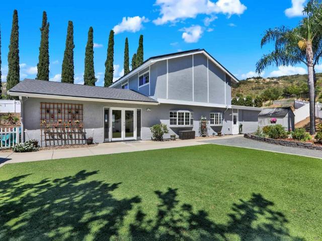 12913 Evalyn Ct