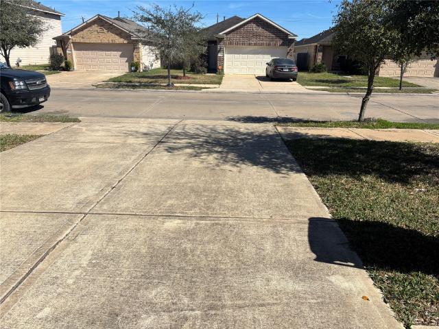12910 Almeda Crossing Ct, Houston, TX 77048 | MLS #34862 | Compass