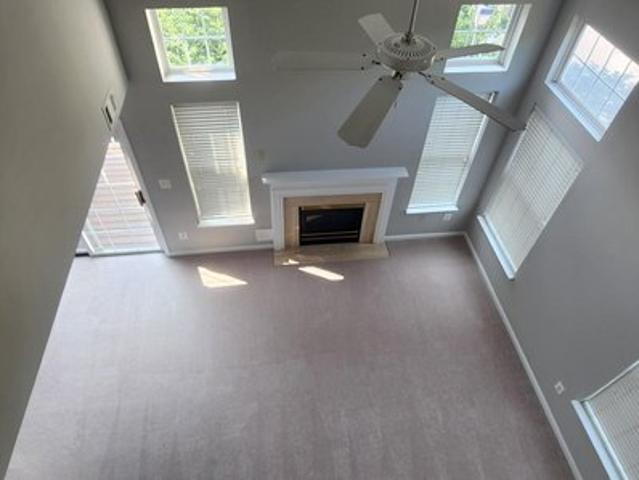 12917 Bridger Dr Unit 1813, Germantown, MD 20874