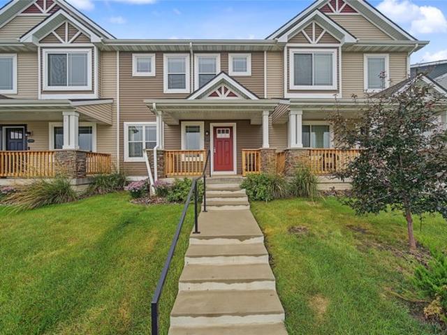 1291 S 91st St, West Des Moines, IA 50266