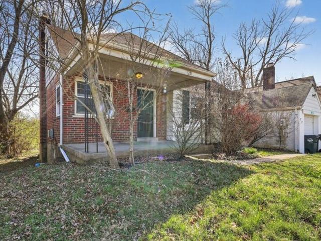 1291 W Galbraith Rd, North College Hill, OH 45231