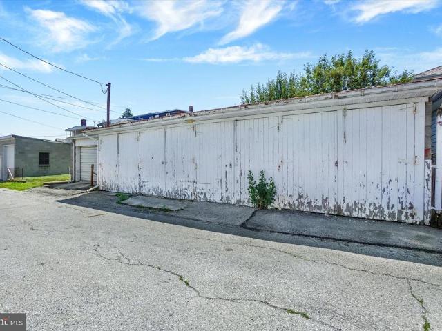1291 W Poplar Street
