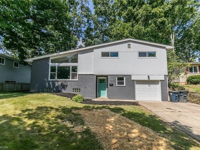 1291 Winhurst Dr, Akron, OH 44313