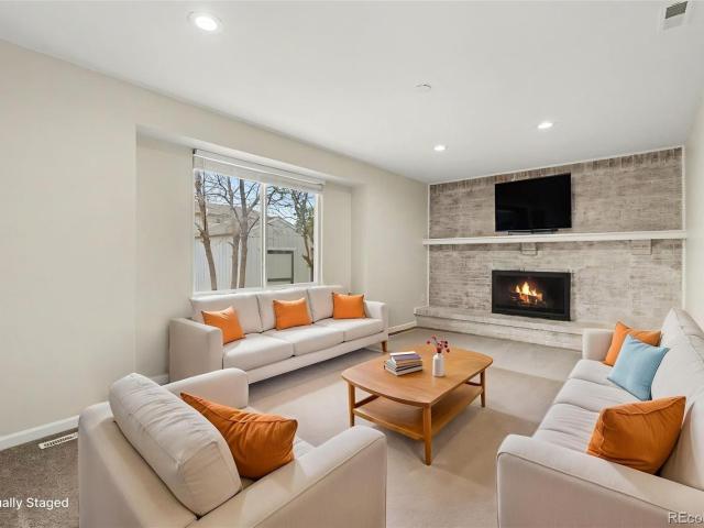 12923 Dexter Way