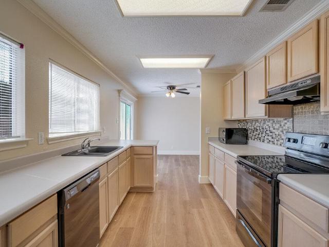 12920 Latchwood Ln