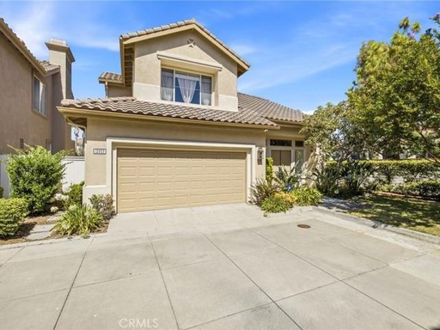 12920 Mackenzie Dr, Tustin, CA 92782