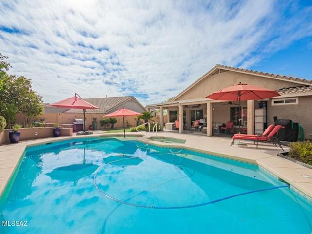 12920 N Pioneer Way, Oro Valley, AZ 85755