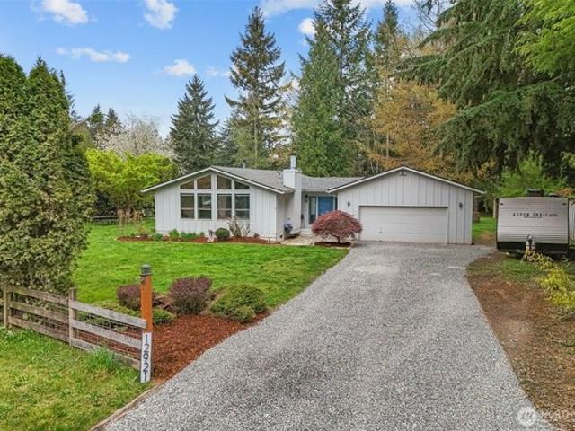 12921 th Avenue Ct E, Bonney Lake, WA 98391
