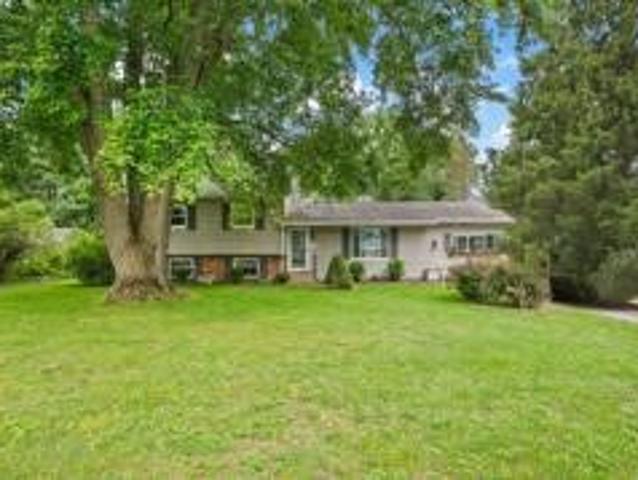 1292 Eddie Drive