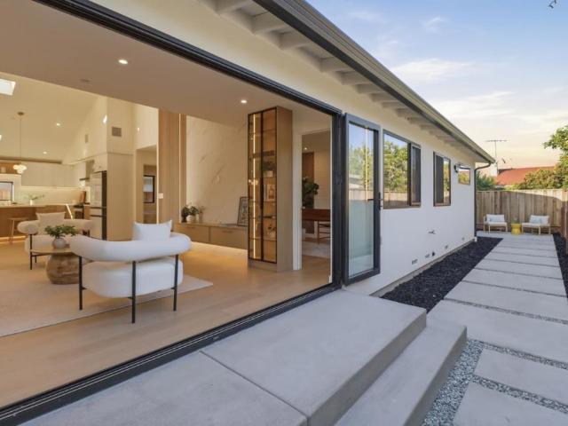 1292 Sunrise Way