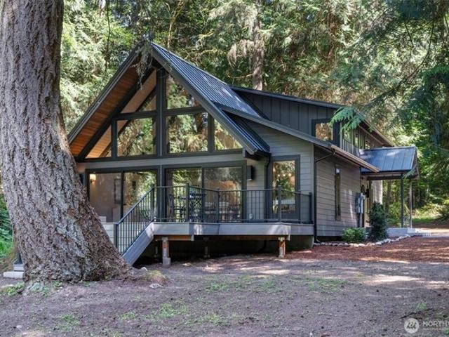 12930 SW 204th St, Vashon, WA 98070