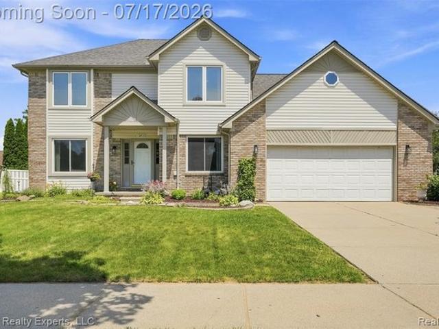12936 Shady Lane Dr, Sterling Heights, MI 48313