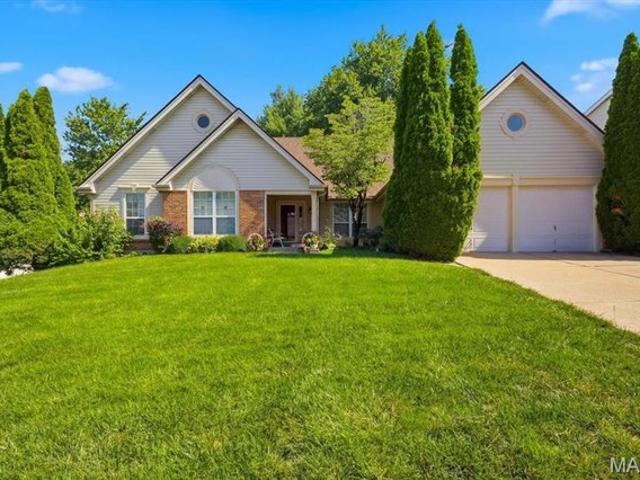 12939 Broadridge Ln, Black Jack, MO 63033