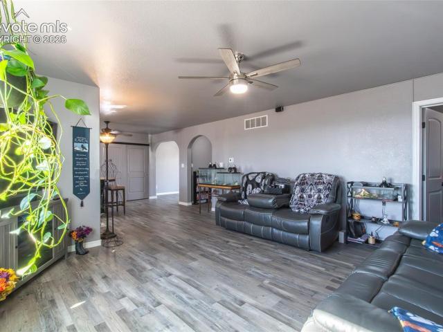 1293 N Sandstone Lane
