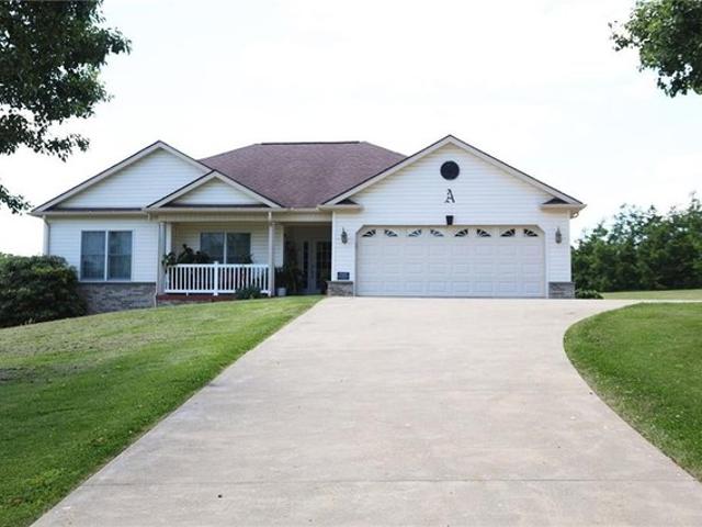 1293 Bailey Farm Rd, Greensburg, PA 15601