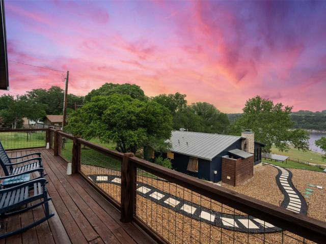 1293 Lake Shore Dr