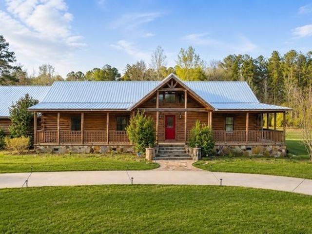 1293 Pine Ridge Dr, Claxton, GA 30417