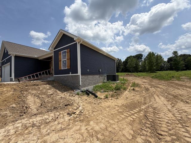 1293 Vickie Ln