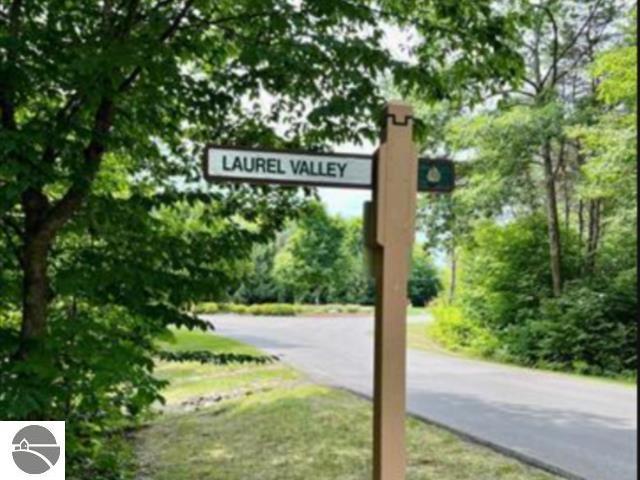 129 130 Laurel Valley