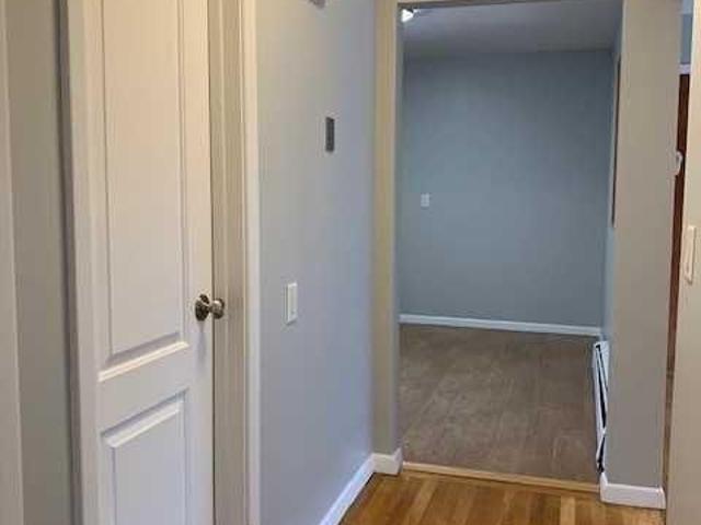 129 1 th Street Apt 1, Fairview, US, NJ