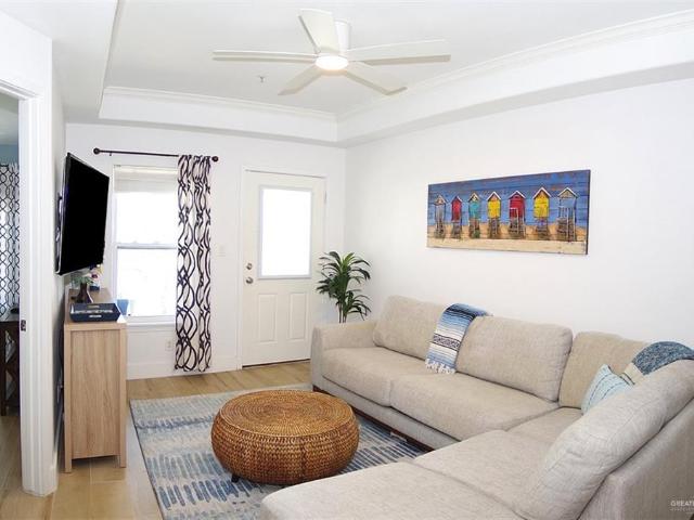 129 Cora Lee Drive 305