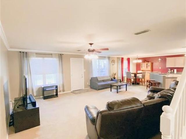 129 Centennial Place
