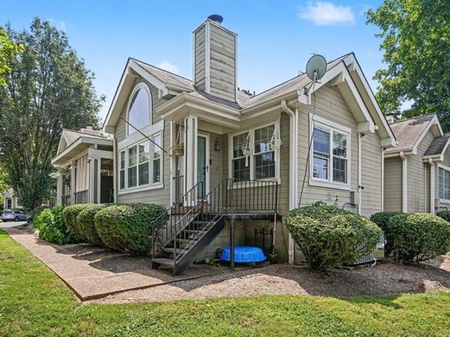 129 Cherry Hill Dr Apt 18C, Hendersonville, TN 37075