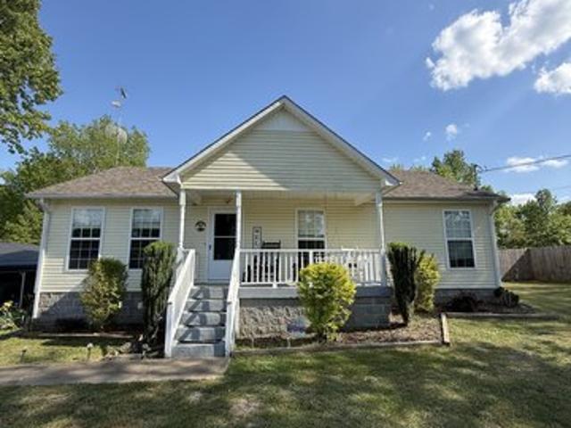 129 Clifton Rd, Lawrenceburg, TN 38464